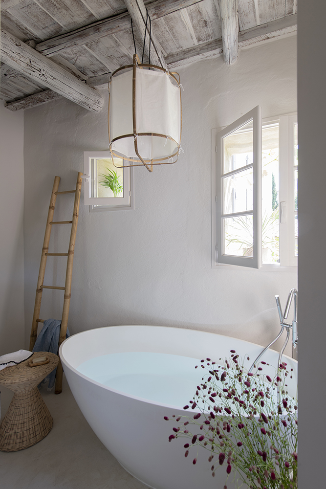 Les Remparts, Un Hourd à Saint Rémy de Provence - Bosc Architectes à St ...